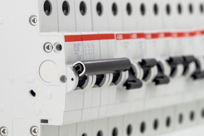 24/7 Circuit Breaker Replacement Services in Singapore